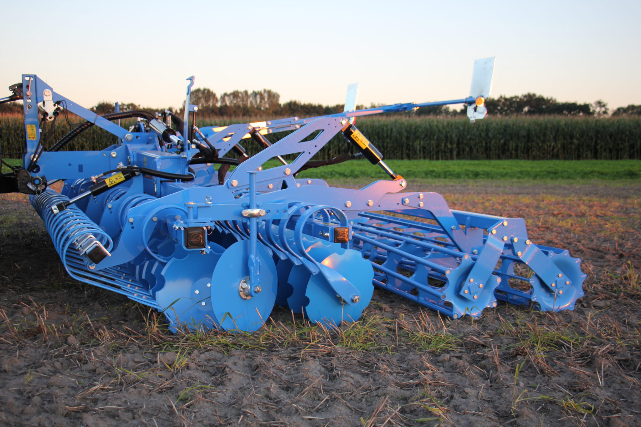 Lemken Heliodor 9 Series - Shantz Farm Equipment